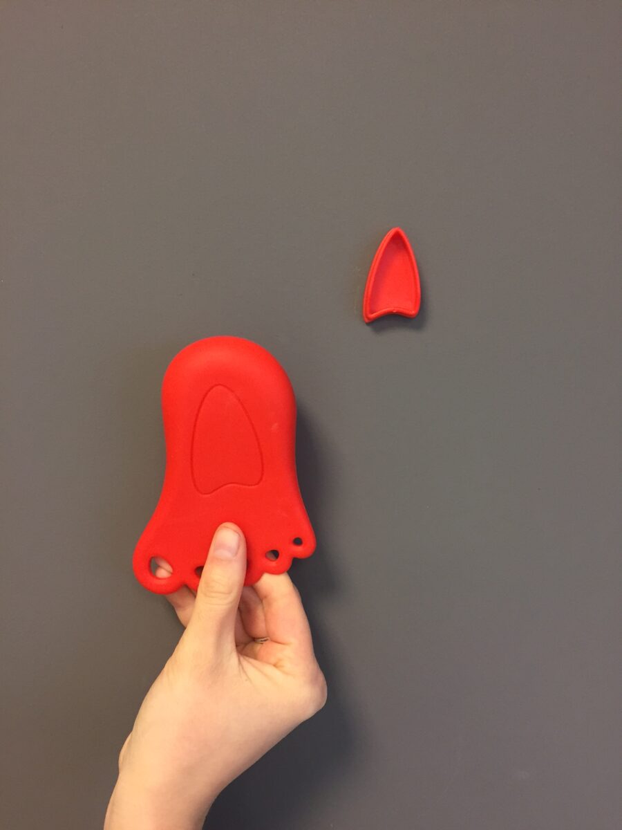 Finger Alert Door Stopper - ARTE VIVA - Keeps door from closing